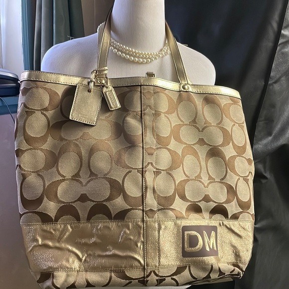 Coach | Bags | Coach Signature Tote Bag | Poshmark
